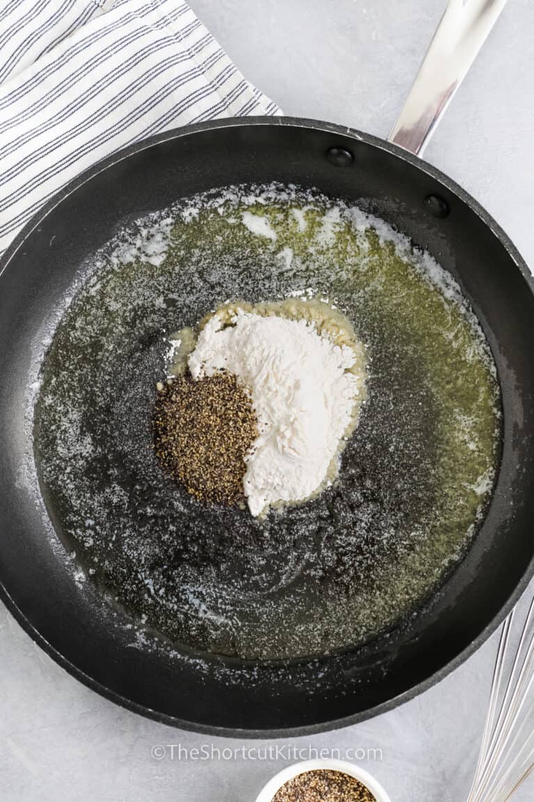 Pepper Gravy Recipe (15 Minute Recipe!) - The Shortcut Kitchen