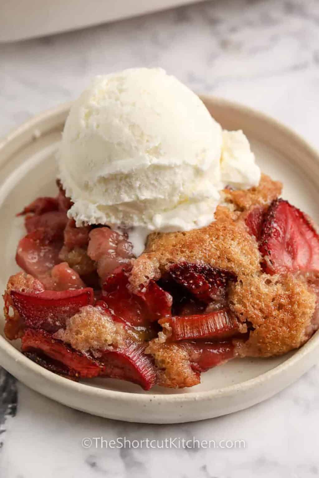 Bisquick Peach Cobbler Recipe (A Sweet Treat) - The Shortcut Kitchen