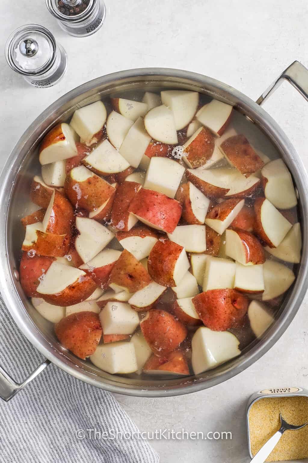 Red Mashed Potatoes (Fluffy & Creamy) - The Shortcut Kitchen